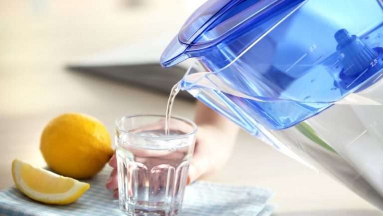 Water Filter Pitchers for Microplastic Removal: Top Options, Selection ...